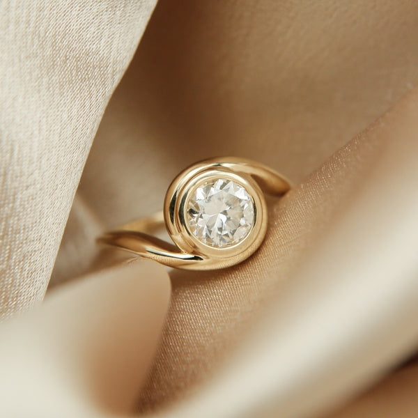 Siren 14k Gold Engagement Ring | Custom Lab Diamond or Moissanite